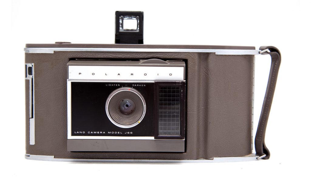 Polaroid Land Model J 66 de 1962 ⋆ Camera Book Shop